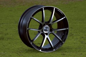 鍛造極細スポークが際立つレイズ『S5R』 | AUTO MESSE WEB ～カスタム・アウトドア・福祉車両・モータースポーツなどのカーライフ ...