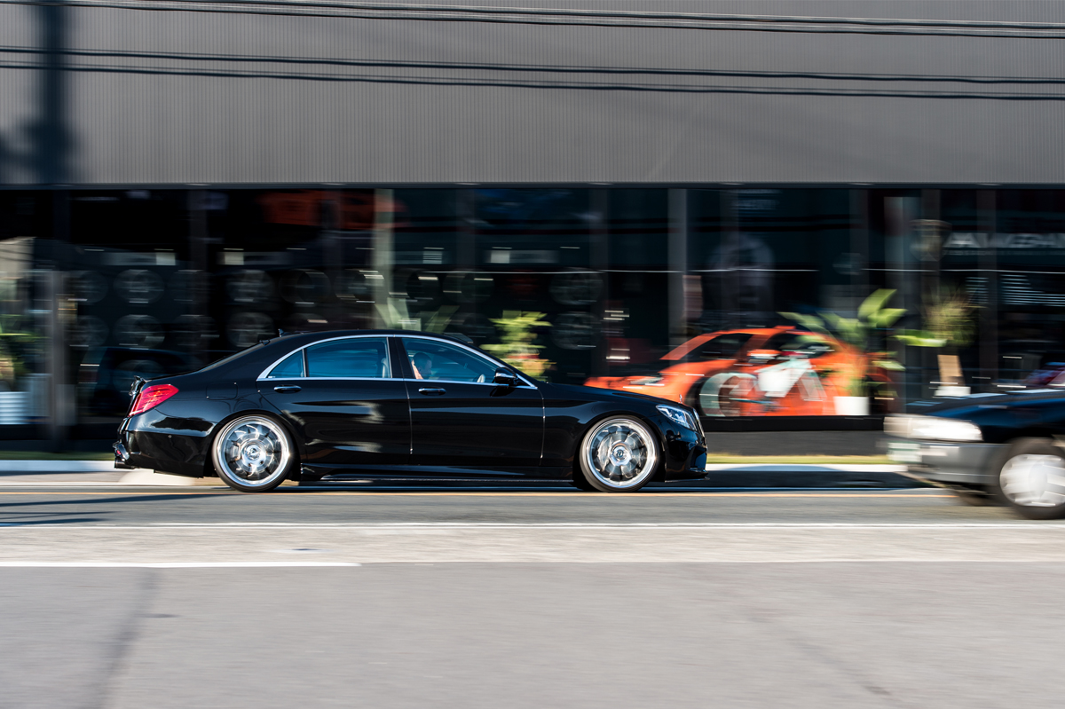 「W222型Sクラス」の上質な走り味と『極低車高』を両立 | AUTO MESSE WEB（オートメッセウェブ） ～カスタム・アウトドア・福祉 ...