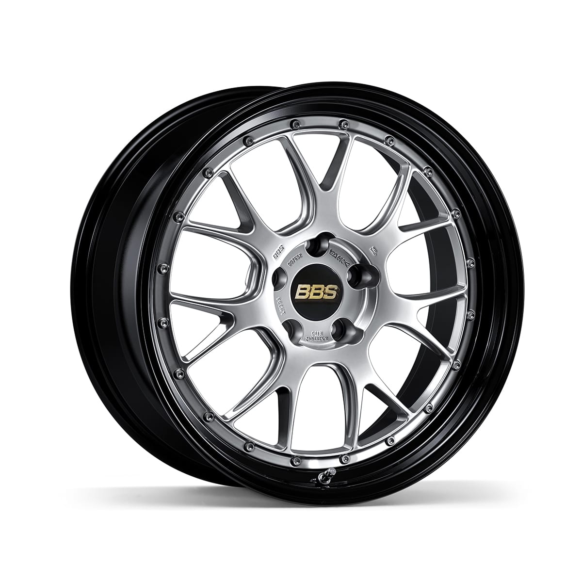 BBSの名作、LMとLM-Rへ特別なブラック限定色「2018 limited edition」 | AUTO MESSE WEB（オートメッセ ...