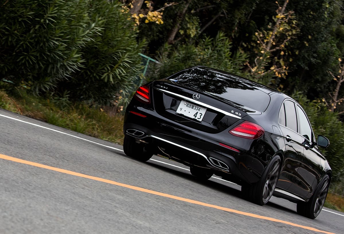 AMG E43のマフラーチューン決定版『Schllenzer for E43 AMG』 | AUTO MESSE WEB（オートメッセウェブ） ～カスタム・アウトドア・福祉車両・モーター ...