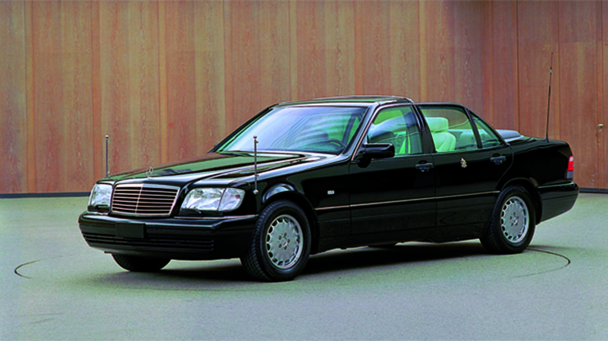 W140型 Sクラスというメルセデスが威信をかけた至高のベンツ | AUTO MESSE WEB（オートメッセウェブ） ～カスタム・アウトドア ...