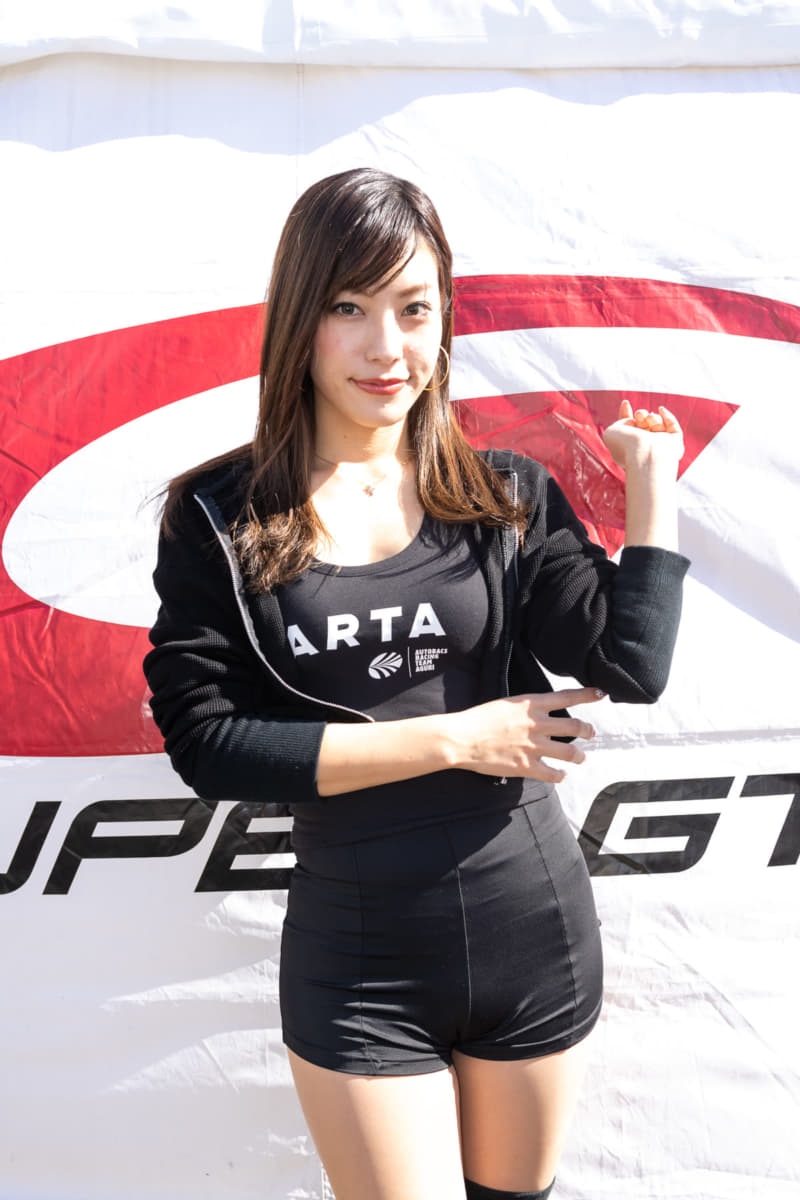 【画像ギャラリー】レースクイーンが語る、今シーズンを振り返って【AUTOBACS RACING TEAM AGURI】 | AUTO MESSE WEB（オートメッセウェブ） 〜 クルマを文化する