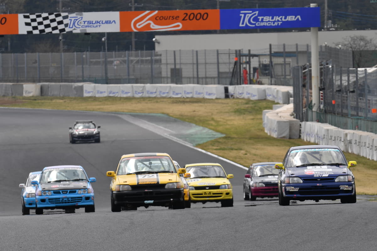 未だ現役！平成元年生まれのトヨタ EP82スターレットが競い合う筑波選手権開幕 | AUTO MESSE WEB（オートメッセウェブ ...