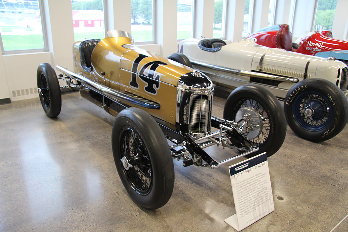 【画像ギャラリー】FF車はレースに不向き？ 全米最高峰レース「INDY500」で前輪駆動が勝利していた事実 | AUTO MESSE WEB ...