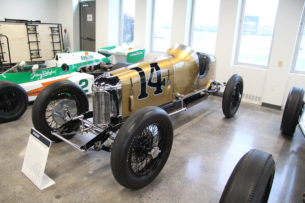 【画像ギャラリー】FF車はレースに不向き？ 全米最高峰レース「INDY500」で前輪駆動が勝利していた事実 | AUTO MESSE WEB ...