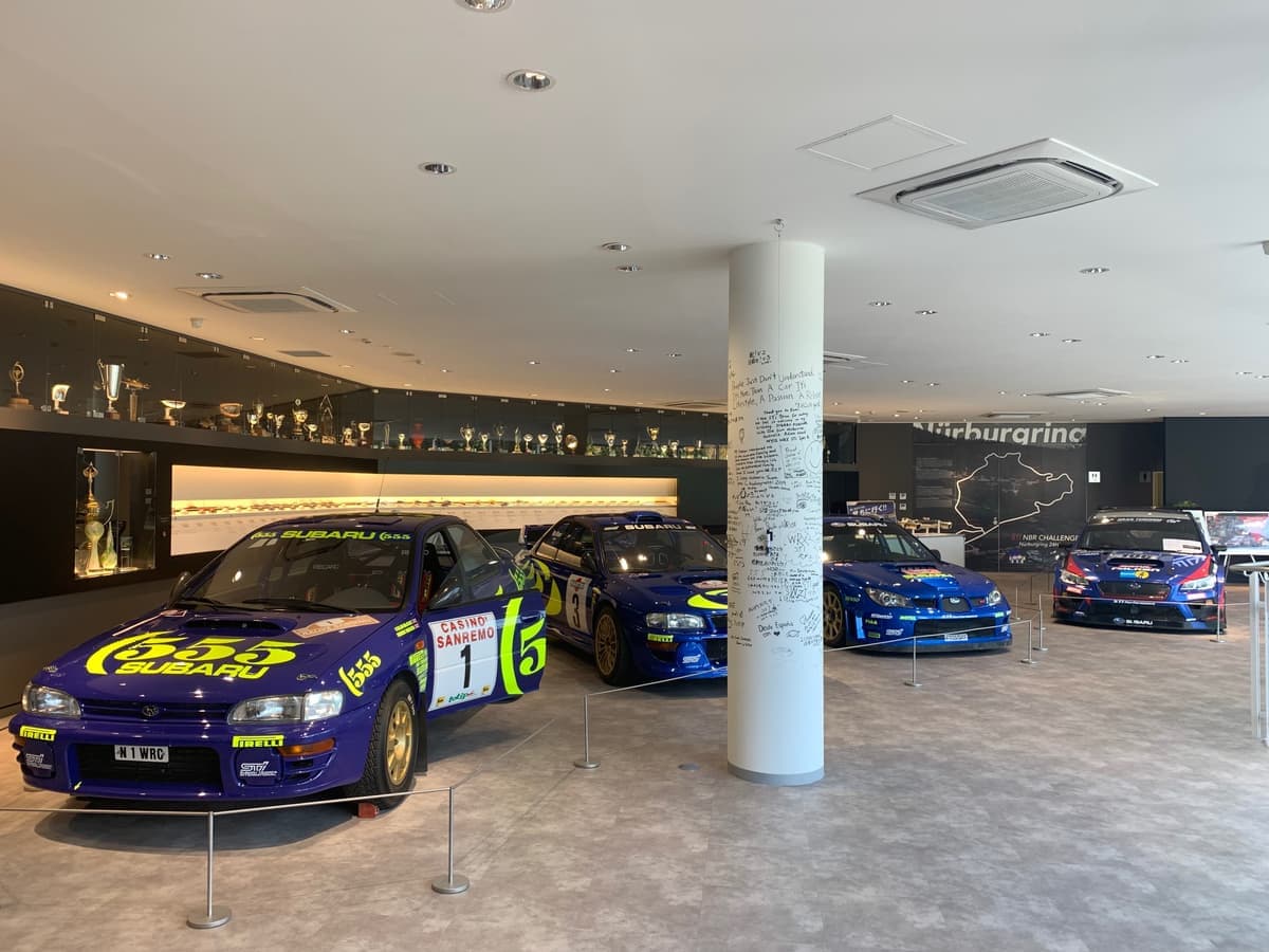 【画像ギャラリー】SUBARUファンの聖地「STIギャラリー」がリニューアルオープン！ 歴代マシン＆トロフィーを展示 | AUTO MESSE ...