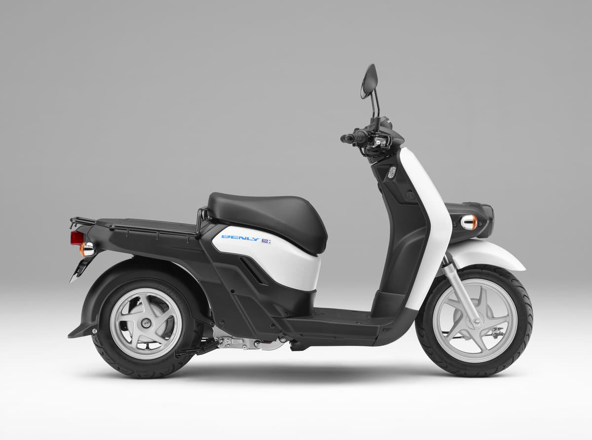 【画像ギャラリー】郵便の配達業務に使用される次期モデル「BENLY e:」ってどんな二輪車？ | AUTO MESSE WEB（オートメッセウェブ） 〜 クルマを文化する