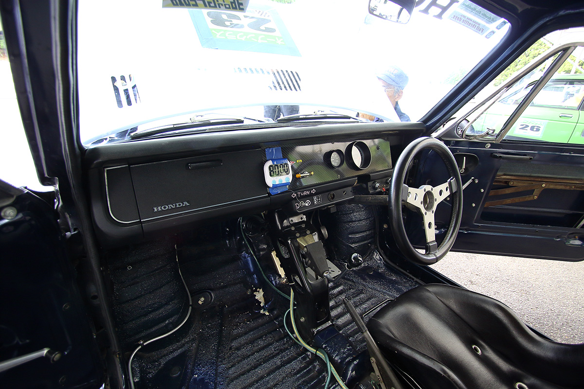 【画像ギャラリー】激レアな「360cc軽自動車」が大集合で本気レース！ 「サブロクミート」がオヤジには胸熱すぎた | AUTO MESSE WEB（オートメッセウェブ） 〜 クルマを文化する