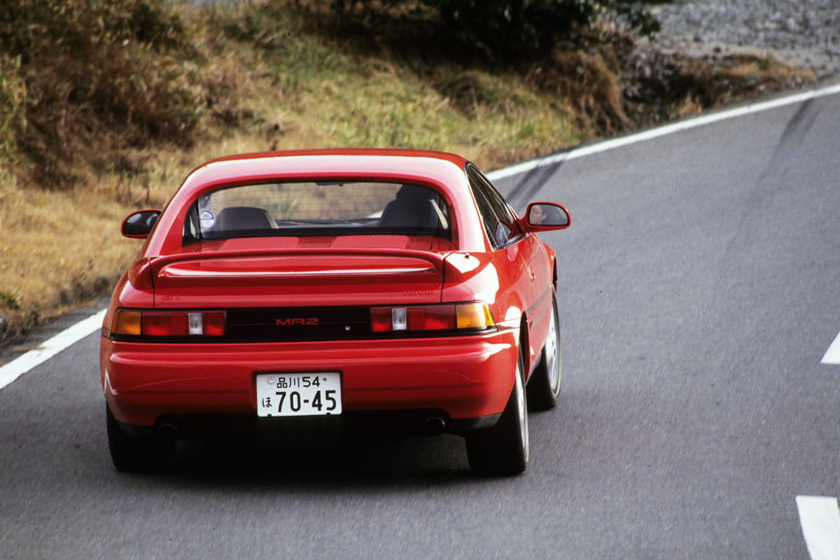【画像ギャラリー】いま考えると手頃に買える「ミッドシップスポーツ」って偉大すぎる！ トヨタMR2という衝撃のクルマ | AUTO MESSE WEB（オートメッセウェブ） 〜 クルマを文化する