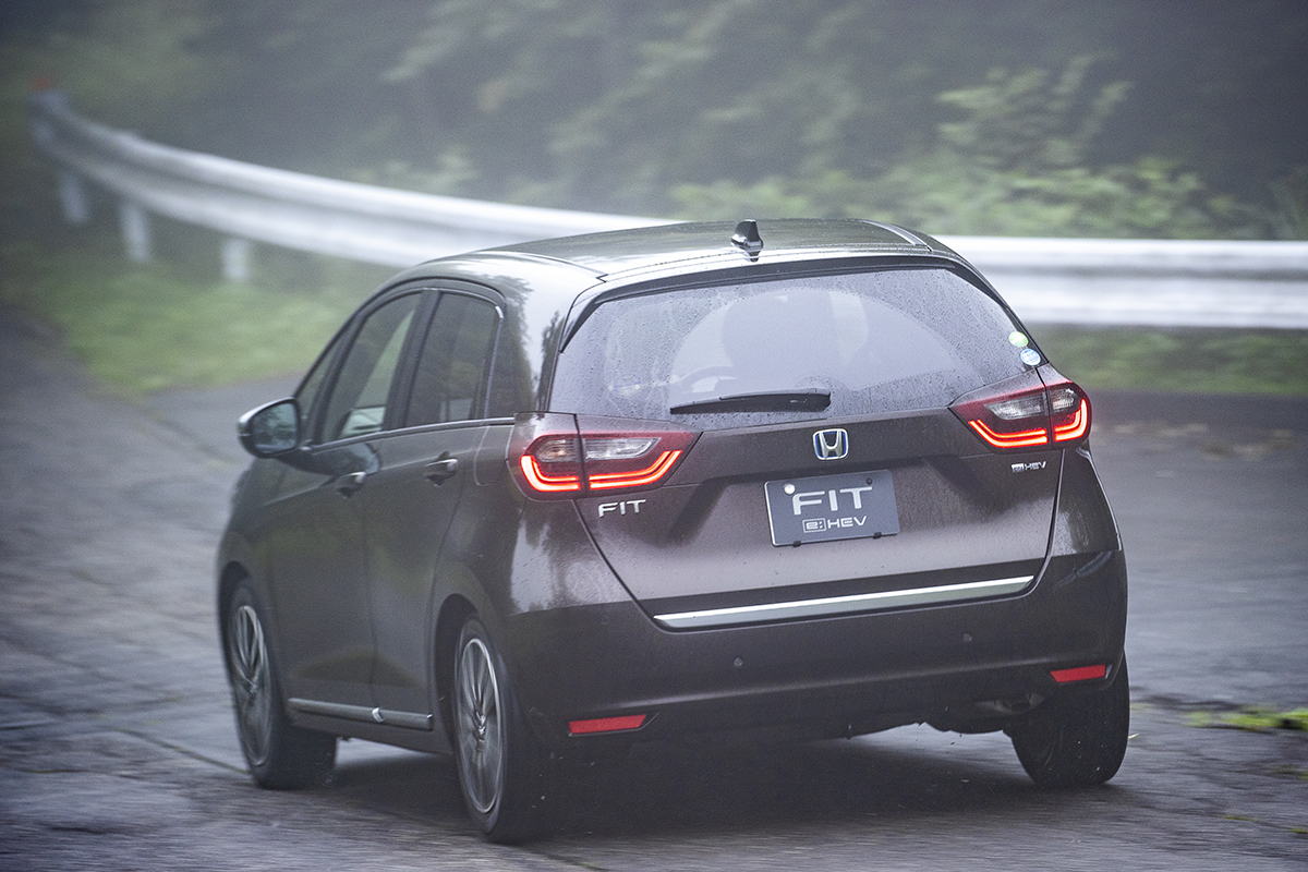 【画像ギャラリー】【試乗】ホットハッチに大変身！ フィットモデューロXが備える「三位一体」の武器とは | AUTO MESSE WEB（オート ...