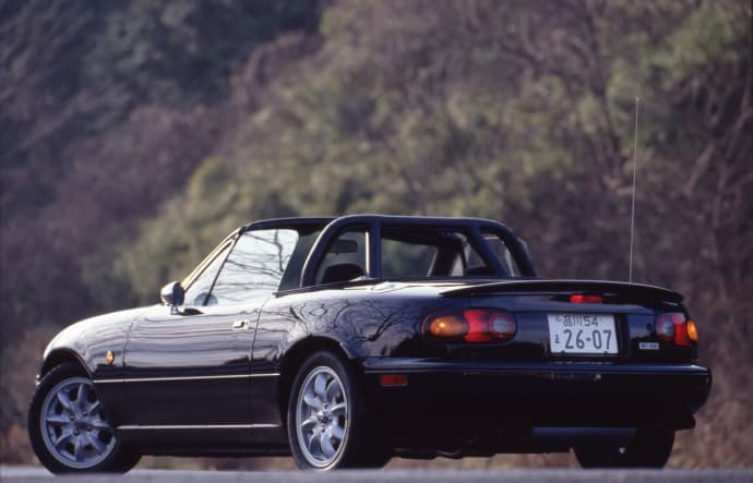 「限定300台」「世田谷まで来ないと売らん」！ 超強気だったのに爆売れだったロードスター「M2 1001」秘話 | AUTO MESSE ...