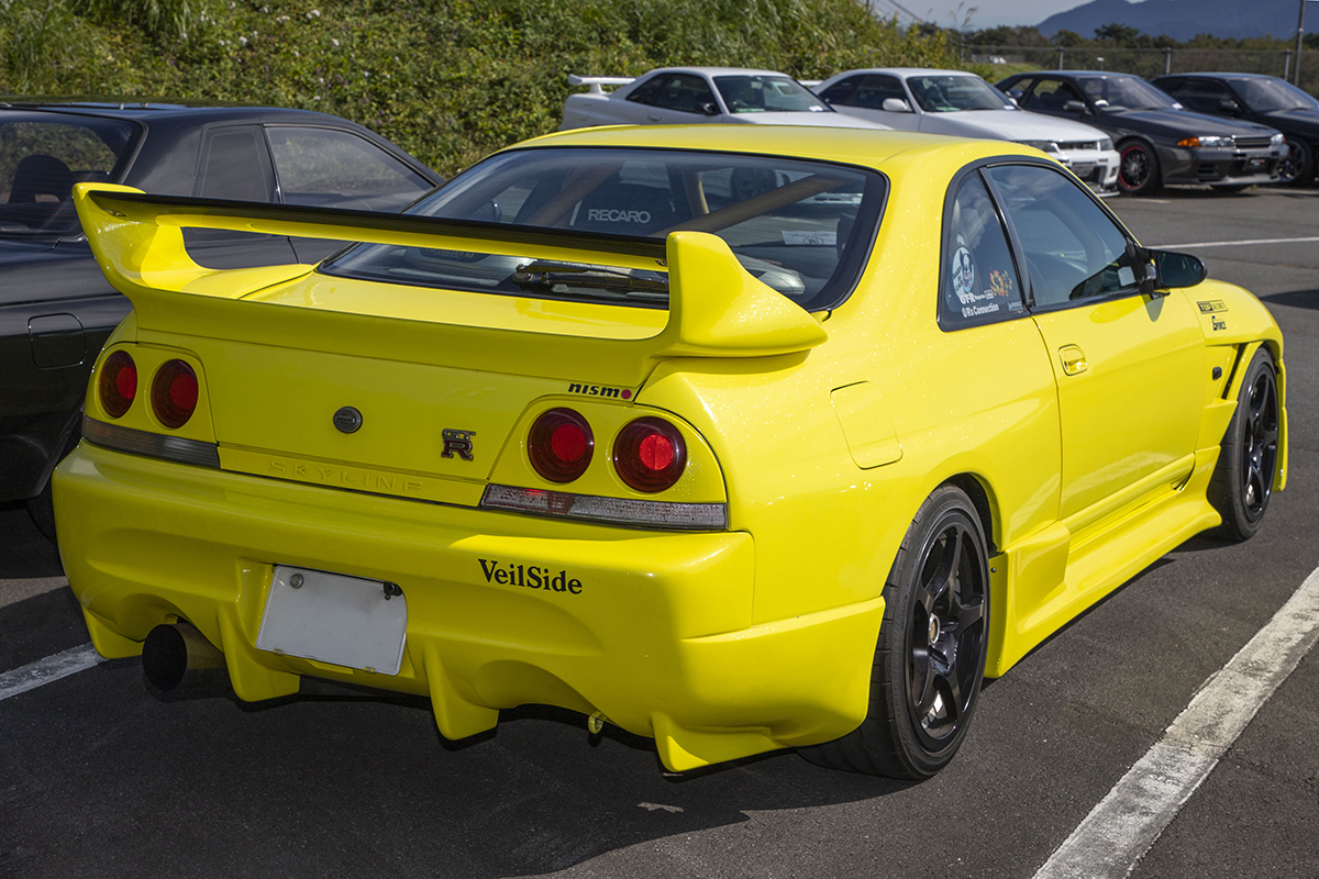 【画像ギャラリー】「奥さまの誕生日とR33の発売日が同じ」「女子が乗るR34」！「世界一のGT-R祭り」で見つけた気になる2台 | AUTO ...