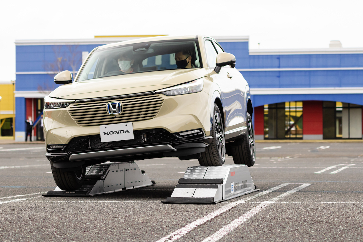 【画像ギャラリー】自動車評論家が太鼓判！ 購入すると幸せになれる最新SUV3選 | AUTO MESSE WEB（オートメッセウェブ） 〜 クルマを文化する