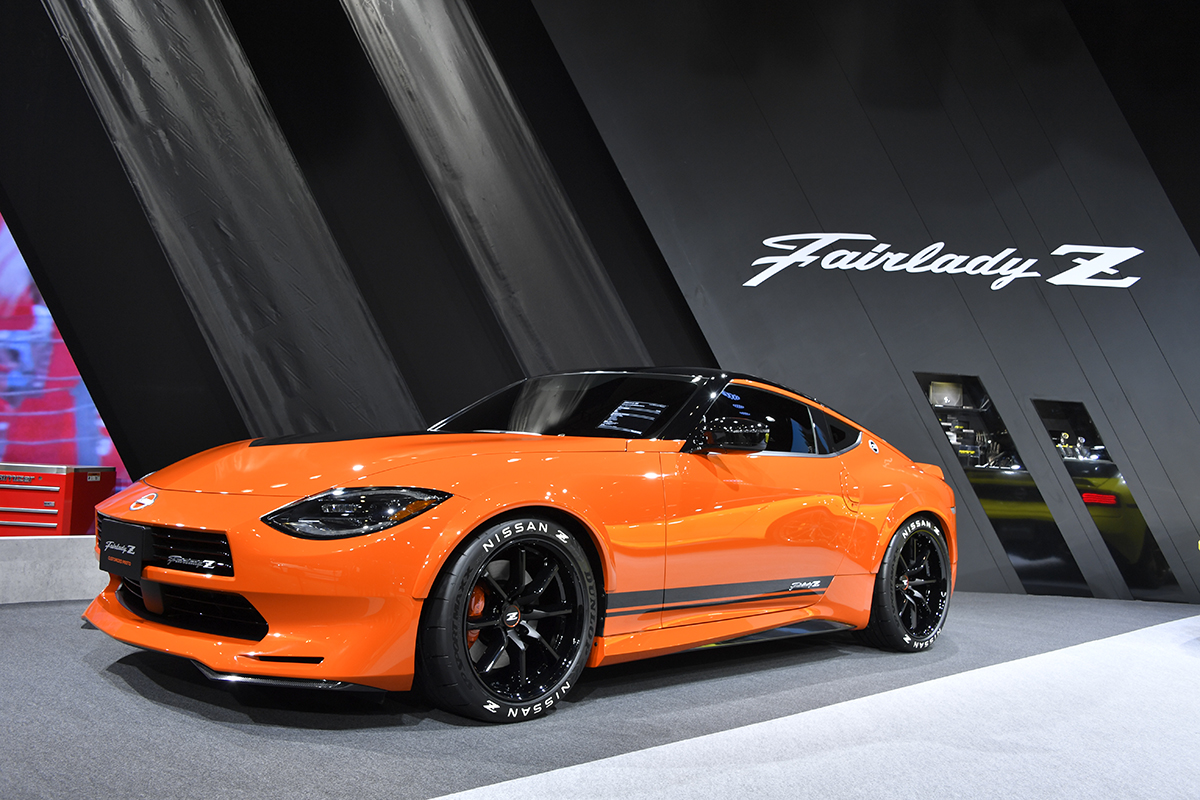 ついに国内仕様が初披露！ Z432Rオマージュも！ 新型日産フェアレディZに注目【東京オートサロン2022】 | ～カスタム・アウトドア・福祉車両・モータースポーツなどのカーライフ情報が満載 ...