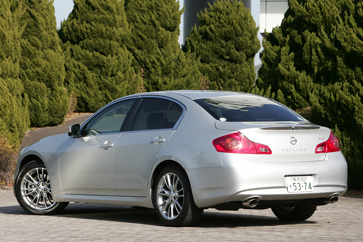 【画像ギャラリー】丸テールも直6も失ったが……新時代を切り拓いた「V35スカイライン」は「ハズレ世代」じゃなかった | AUTO MESSE WEB（オートメッセウェブ） 〜 クルマを文化する