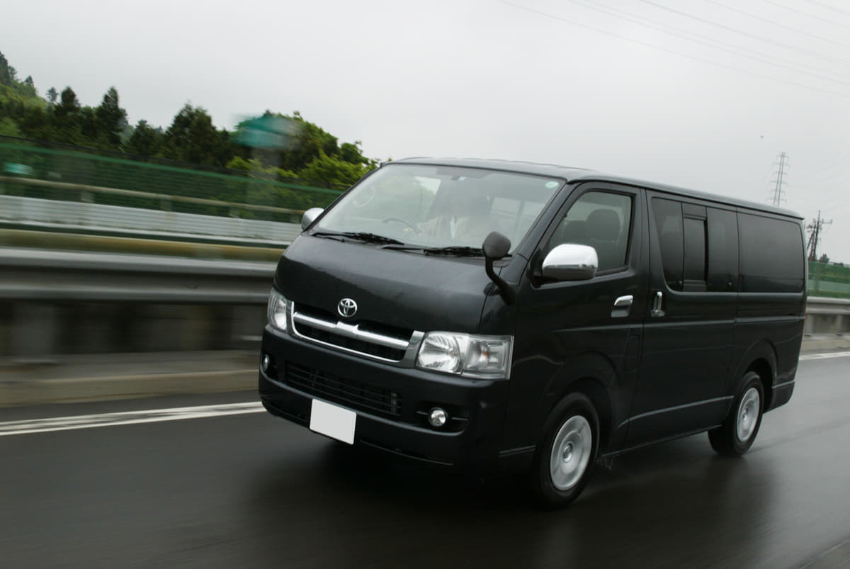 【画像ギャラリー】スポーツカー御用達のアイテムがなぜか商用バンで人気！ ハイエース乗りがLSDを装着するワケ | AUTO MESSE WEB ...