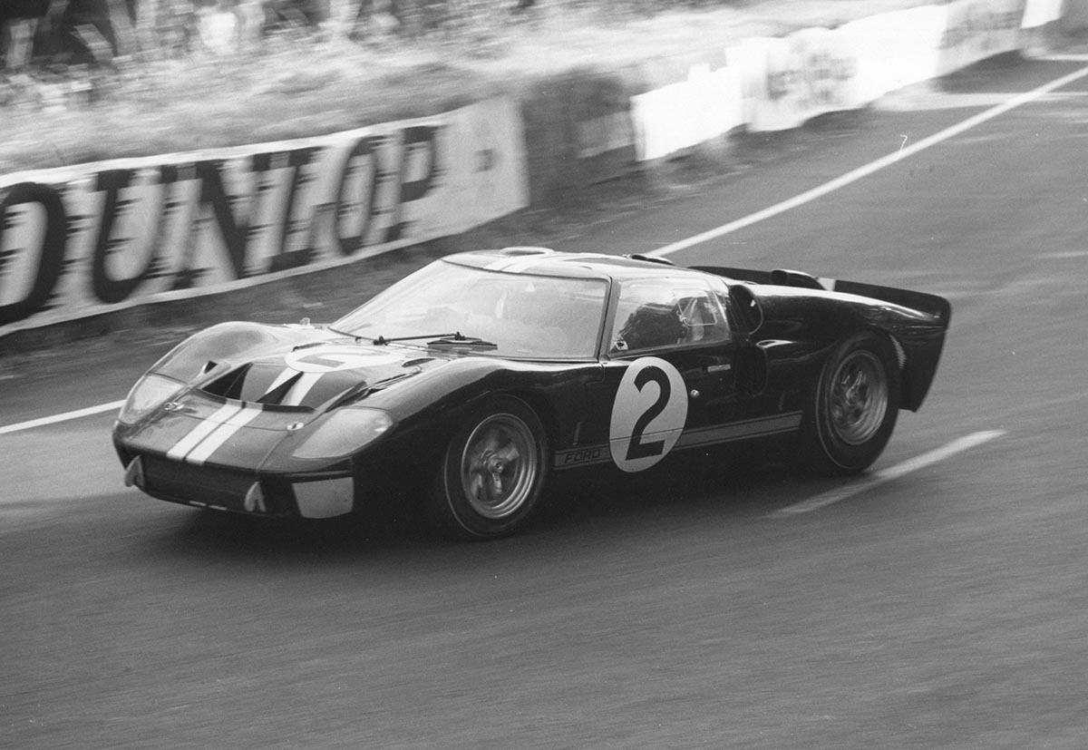 【画像ギャラリー】車高が40インチだからGT40!? ル・マン4連覇を遂げた伝説のレーシングカーとは | AUTO MESSE WEB（オート ...