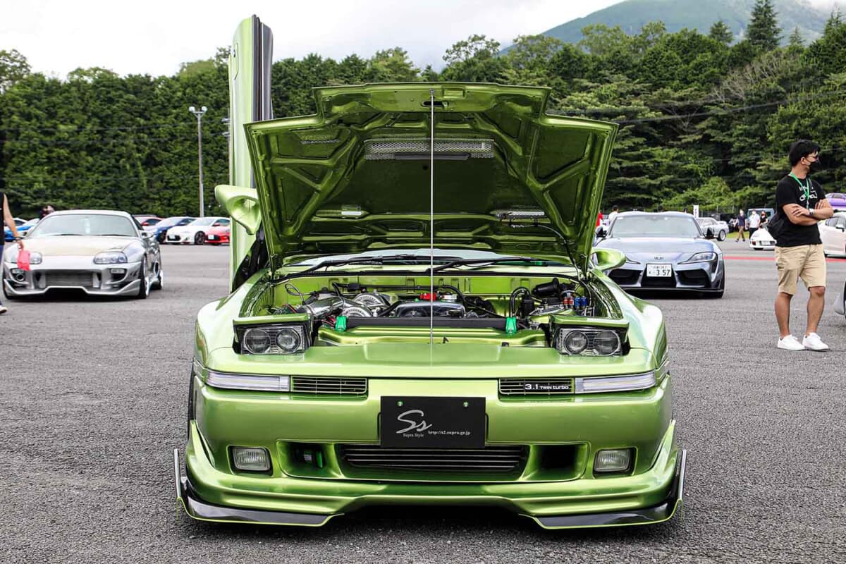 【画像ギャラリー】60万円で購入して1500万円かけてカスタム！ トヨタ「JZA70スープラ」とオーナーの愛あふれる19年とは | AUTO ...