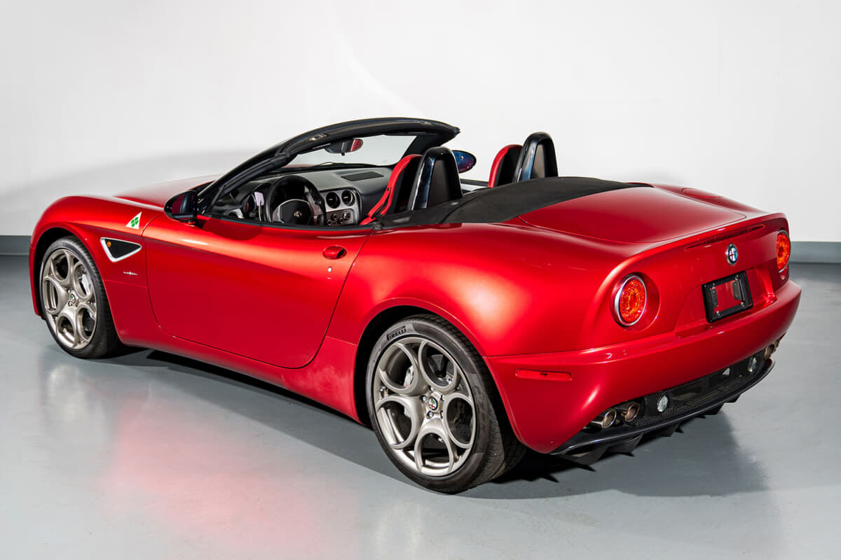 【画像ギャラリー】5000万円で落札！ アルファ ロメオ「8C」は今後ますますプレミアがつく!? 走行距離6000キロの個体で占う ...