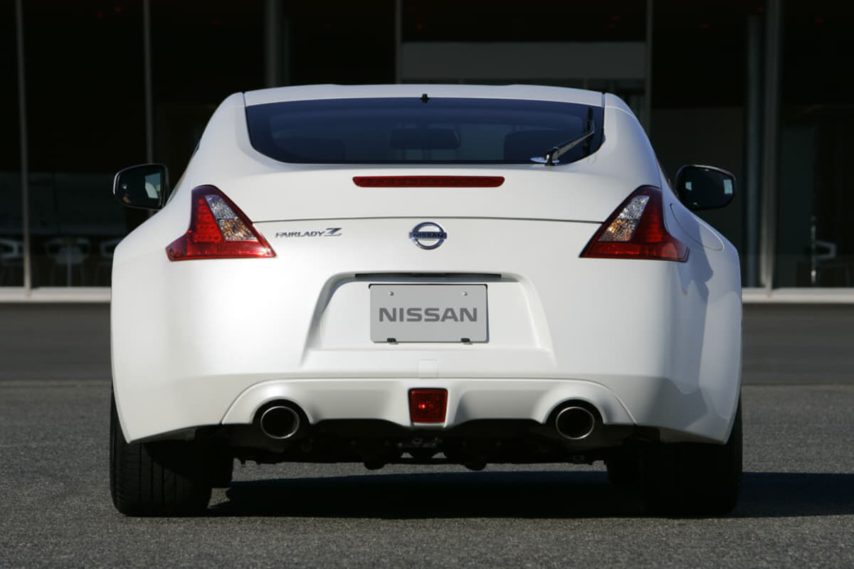 【画像ギャラリー】日産「フェアレディZ」なら100万円から買える！ 従来型「Z34」がチューニング派に注目されている理由 | AUTO ...