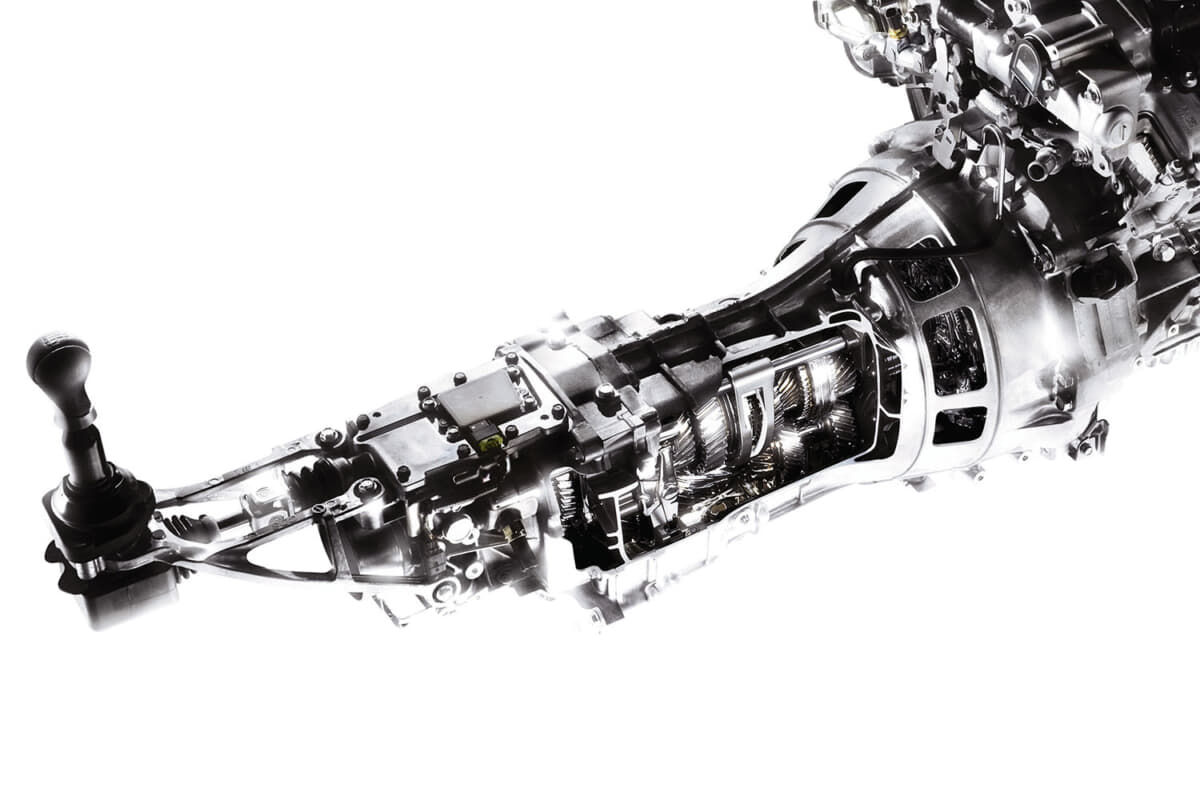 【画像ギャラリー】日産「フェアレディZ」なら100万円から買える！ 従来型「Z34」がチューニング派に注目されている理由 | AUTO ...