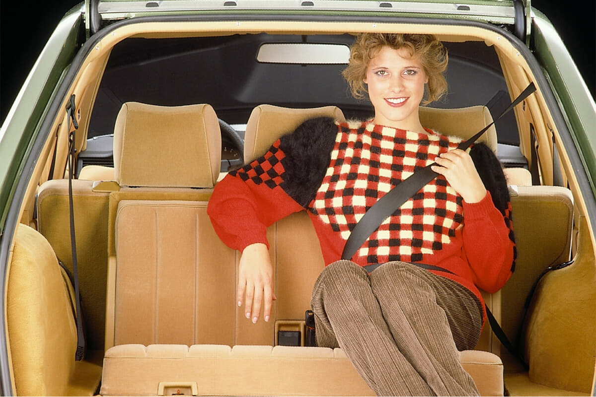 メルセデス・ベンツの名車ワゴン「S124」が今もなおマニアを虜にする色褪せない魅力とは | ～カスタム・アウトドア・福祉車両・モータースポーツなどのカーライフ情報が満載～ AUTO MESSE ...