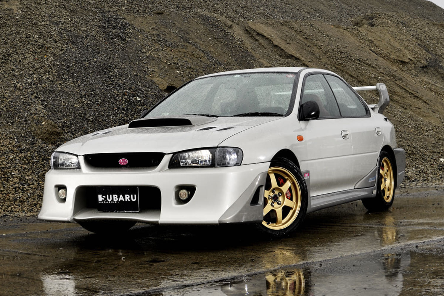 【画像ギャラリー】20代前半でスバル「インプレッサS201」を購入！ 初代「インプレッサ」に乗るために整備士になったオーナーのリアルライフとは ...