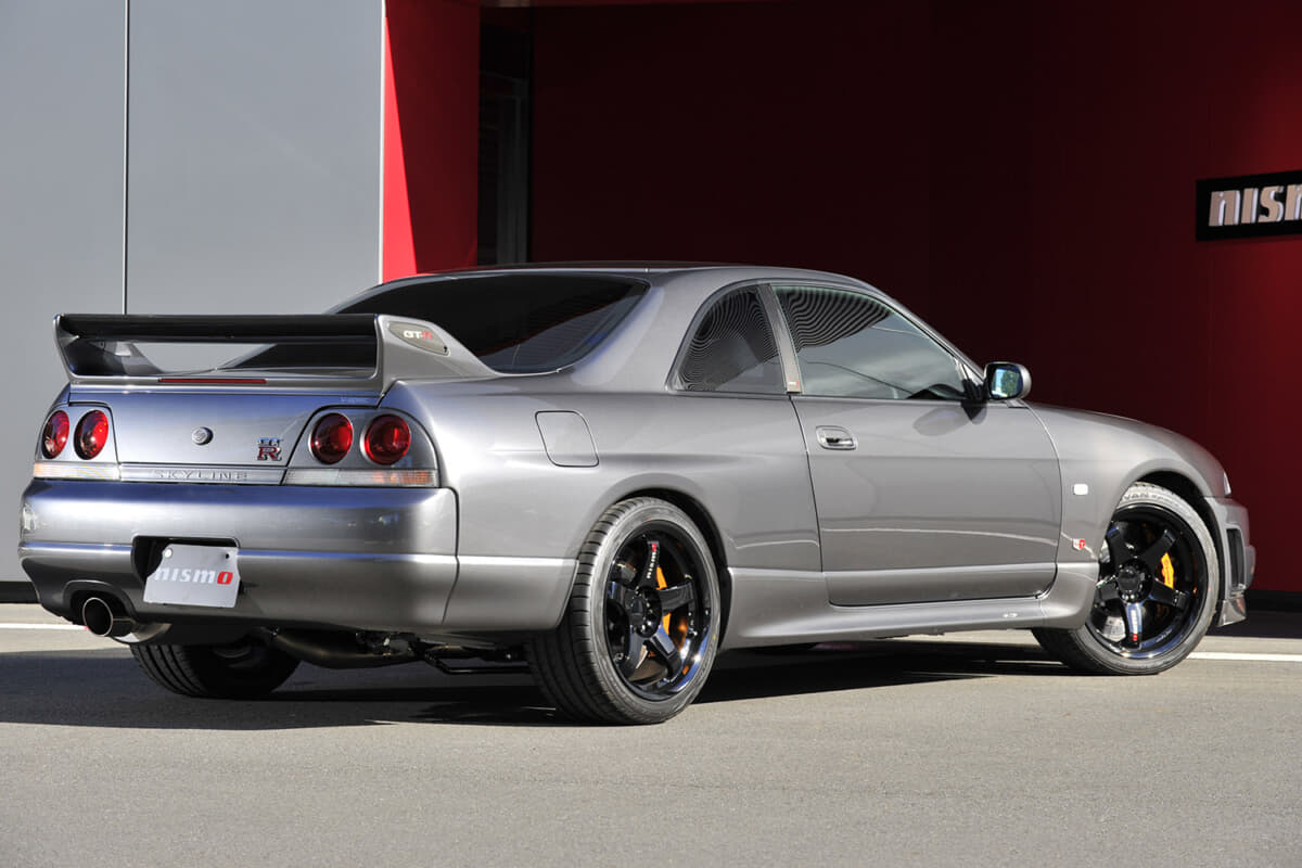 走行約10万キロの中古「R33GT-R」が大変身！ ニスモ大森ファクトリーのデモカーは究極の「グランドツーリングカー」 | ～カスタム ...