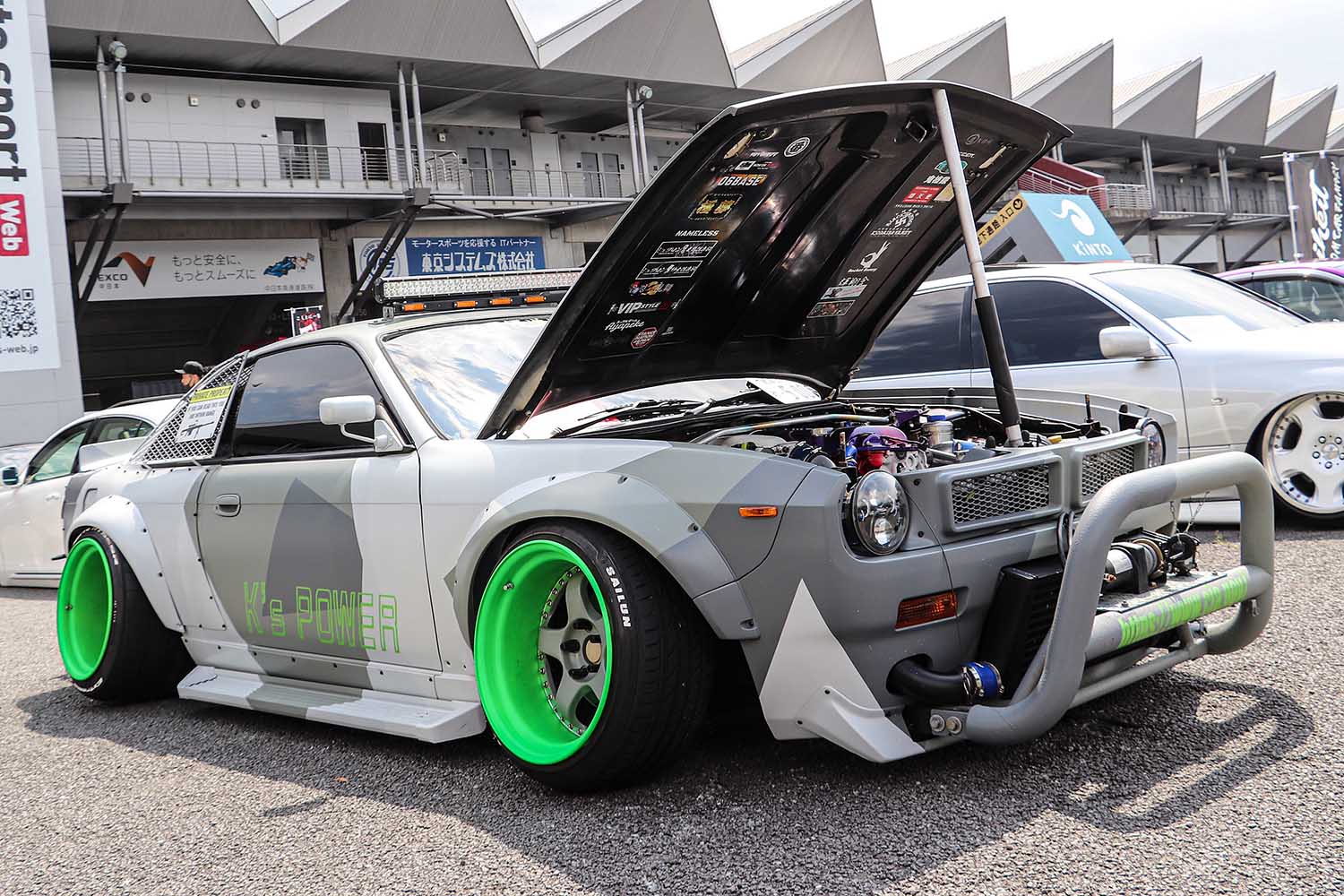 【画像ギャラリー】もはや日産「S14シルビア」の面影なし！ どうして70年代アメ車風のフロントにウインチと極太グリルガード？ | AUTO ...