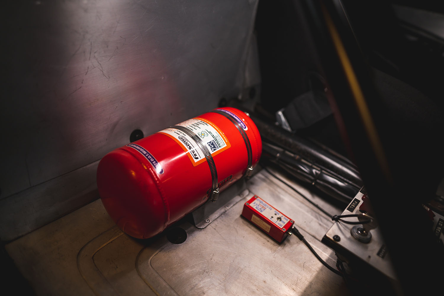 【画像ギャラリー】「カウンタック」になくて「ベルリネッタ・ボクサー」にあるものとは？ 29台のみのフェラーリ「512 BB/LM」は億単位の ...