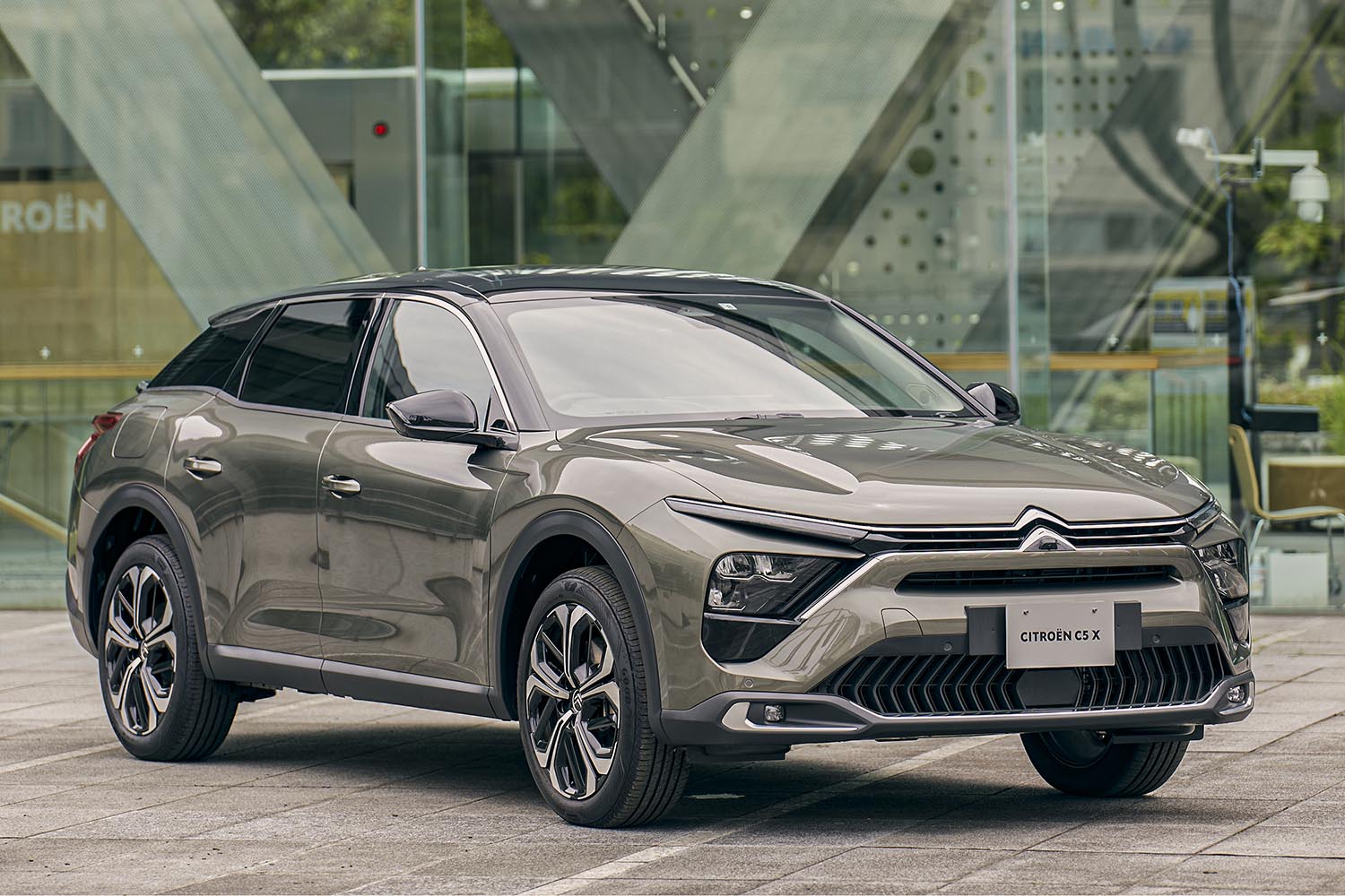 【画像ギャラリー】シトロエン「C5X」は「セダン」「ワゴン」「SUV」のミックス!? 「魔法の絨毯」も現代版で復活 | AUTO MESSE WEB 〜 カスタム・アウトドア・福祉車両 ...