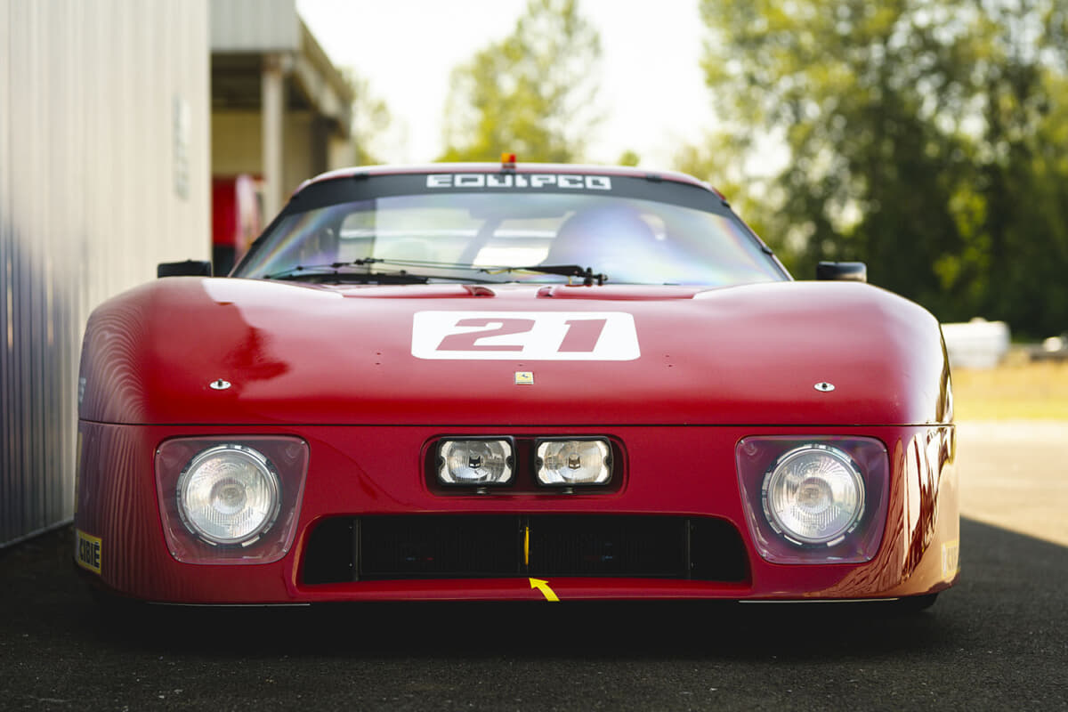 【画像ギャラリー】「カウンタック」になくて「ベルリネッタ・ボクサー」にあるものとは？ 29台のみのフェラーリ「512 BB/LM」は億単位の ...