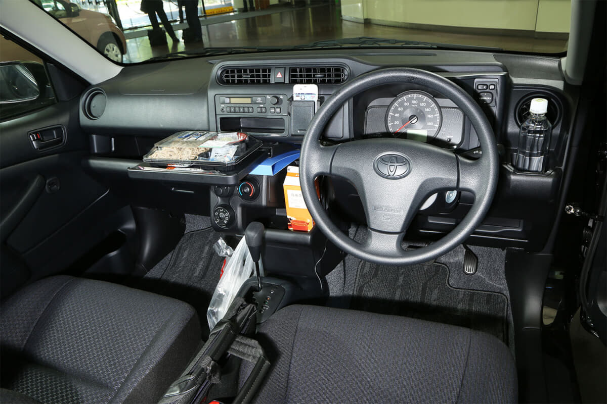 【画像ギャラリー】トヨタ「プロボックス」はどうして20年も第一線で活躍できるのか？ ビジネスパーソンに支持される装備を紹介 | AUTO ...
