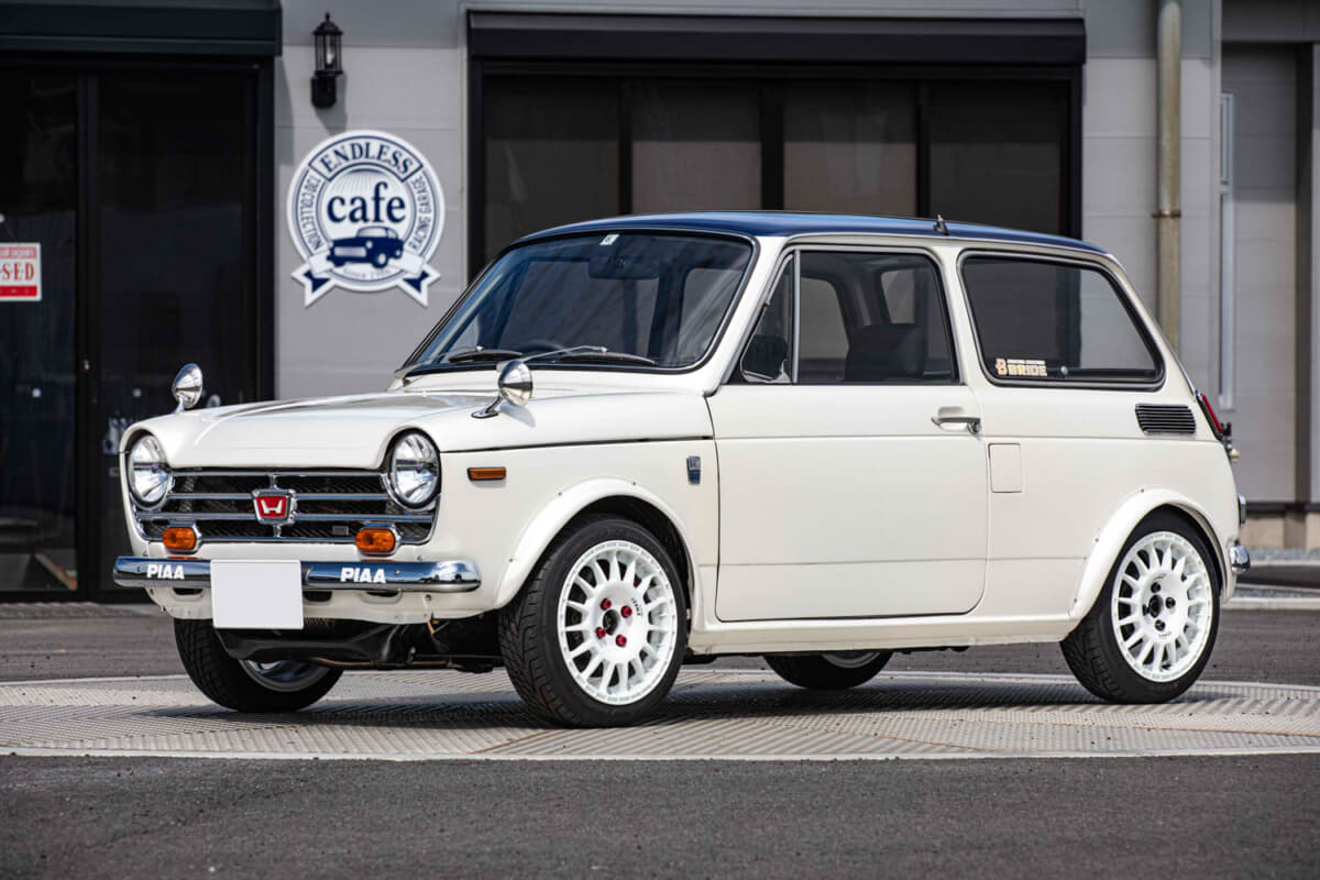 【画像ギャラリー】昭和の名車ホンダ「N360」に試乗！ エンドレスが仕上げたエンジンサウンドが気持ちいい！ | AUTO MESSE WEB（オートメッセウェブ） 〜 クルマを文化する