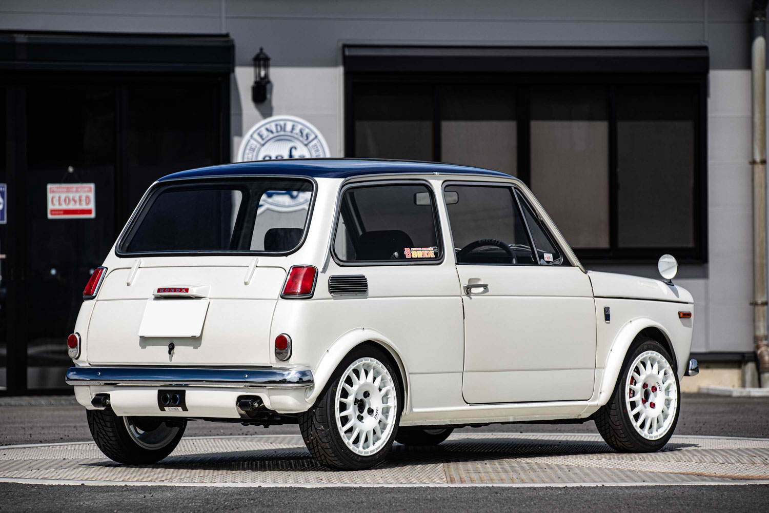 昭和の名車ホンダ「N360」に試乗！ エンドレスが仕上げたエンジンサウンドが気持ちいい！ | ～カスタム・アウトドア・福祉車両・モータースポーツなどのカーライフ情報が満載～ AUTO ...