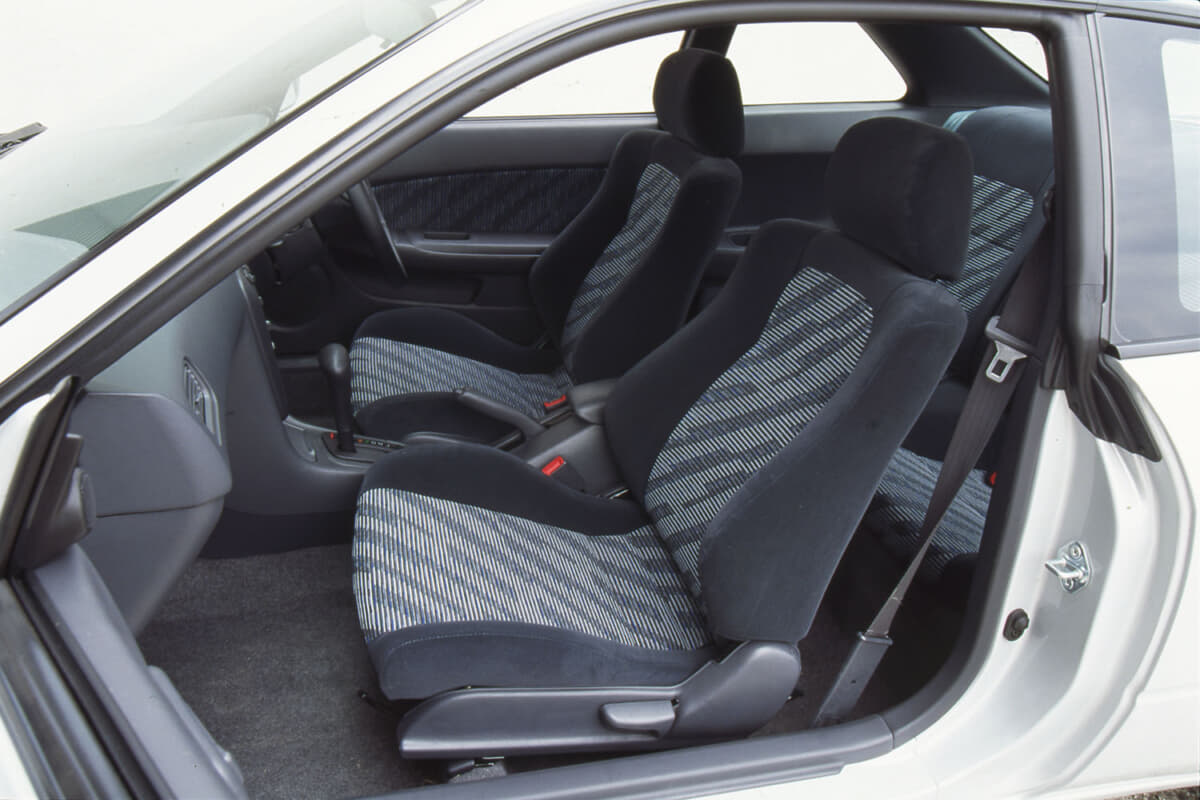 【画像ギャラリー】トヨタ「レビン／トレノ」は「86」だけじゃない！ FF王者「シビック」に真っ向勝負を挑んだトヨタ「AE111」をいまこそ再評価しよう | AUTO MESSE WEB（オート ...