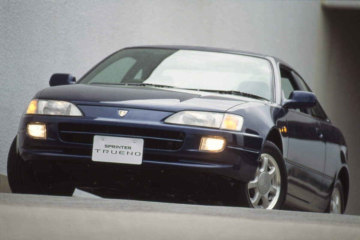 トヨタ「レビン／トレノ」は「86」だけじゃない！ FF王者「シビック」に真っ向勝負を挑んだトヨタ「AE111」をいまこそ再評価しよう ...