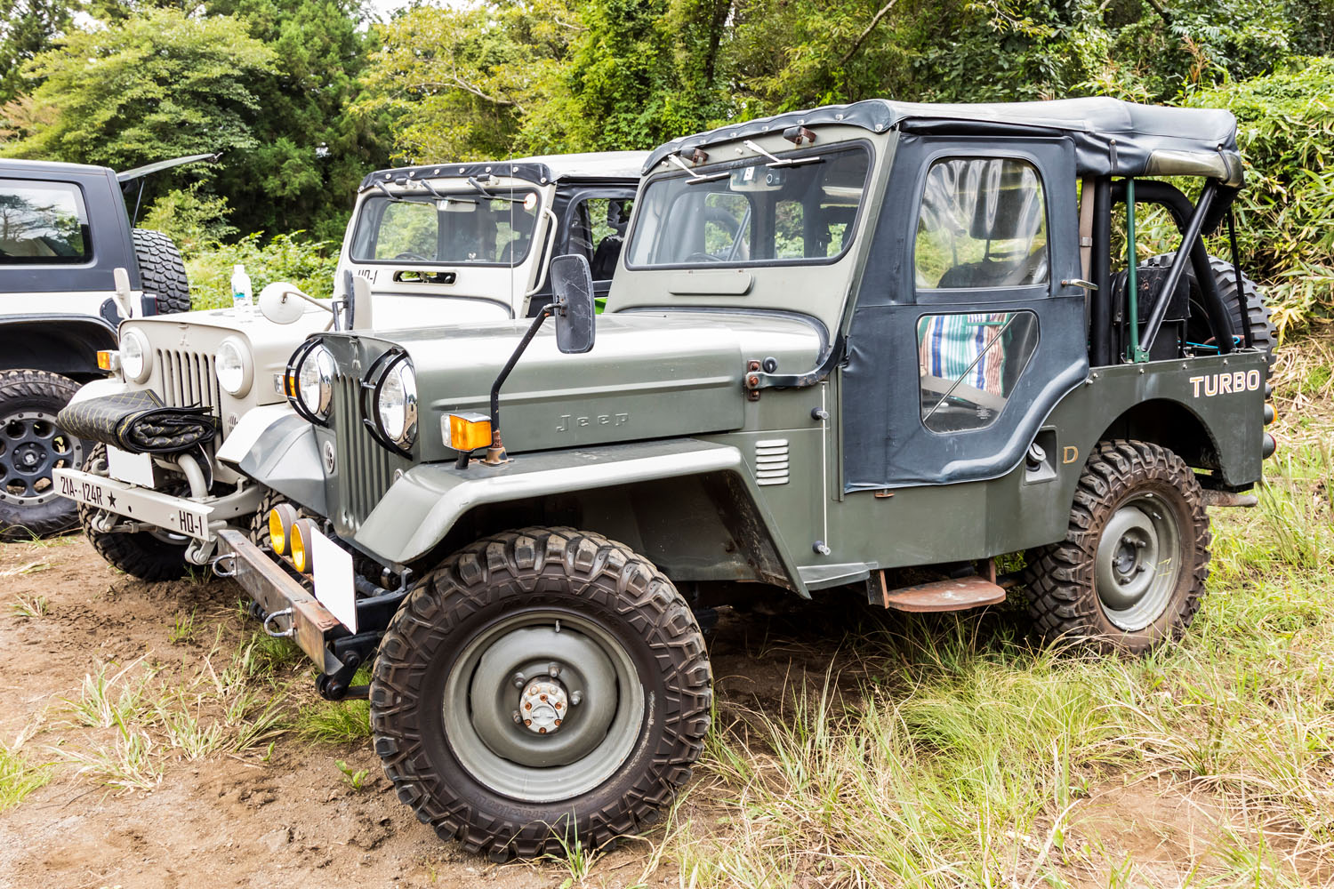 【画像ギャラリー】2台の三菱「ジープ」にまつわる、父と娘ほど歳の離れたふたりの関係とは | AUTO MESSE WEB 〜 カスタム・アウトドア・福祉車両・モータースポーツなどのカーライフ ...