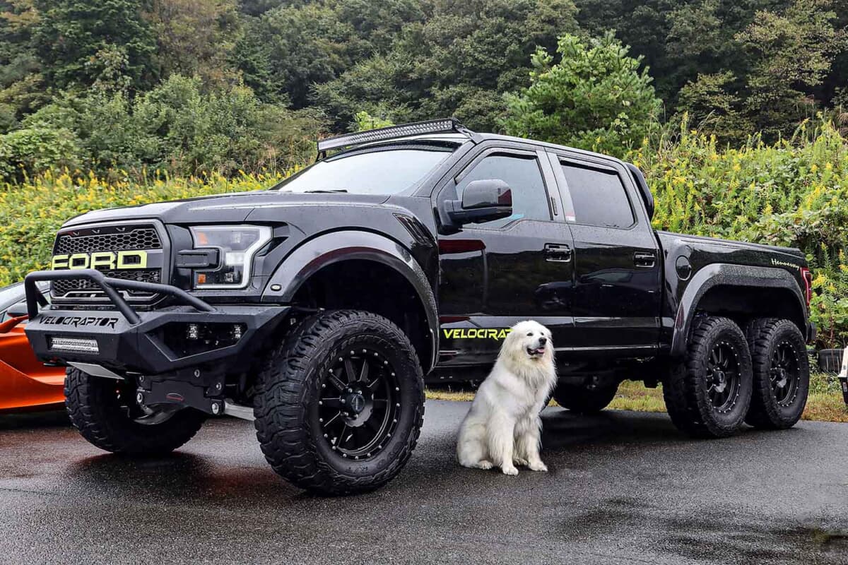 【画像ギャラリー】【日本に1台のみ】フォード「F-150ラプター」が6輪になった！ 「ヘネシーパフォーマンス」が手がけたモンスターとは ...