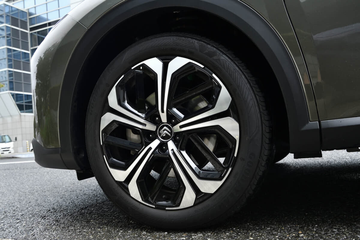 【画像ギャラリー】「DS」や「XM」の後継といえる？ シトロエン新型「C5 X」の見た目と乗り心地は、やっぱり唯我独尊的でした | AUTO ...