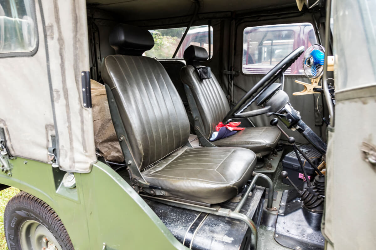 【画像ギャラリー】親子2代で2台の三菱「ジープ」を楽しむ！ 自衛隊仕様とワゴンとで愛し方は違う？ | AUTO MESSE WEB（オートメッセウェブ） 〜 クルマを文化する