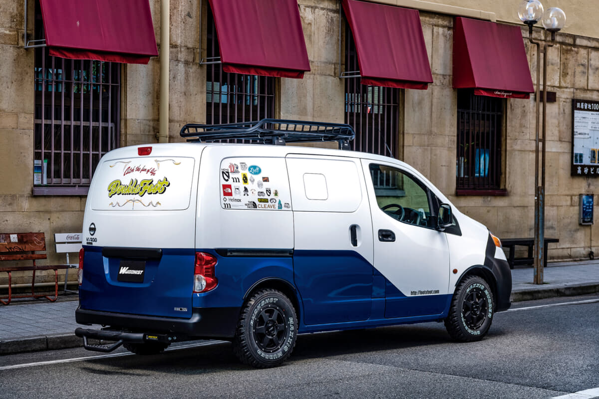 日産「NV200バネット」をおしゃれなキャンプ仕様に！ 北米仕様カスタムでカッコよさ倍増！ | ～カスタム・アウトドア・福祉車両・モーター ...