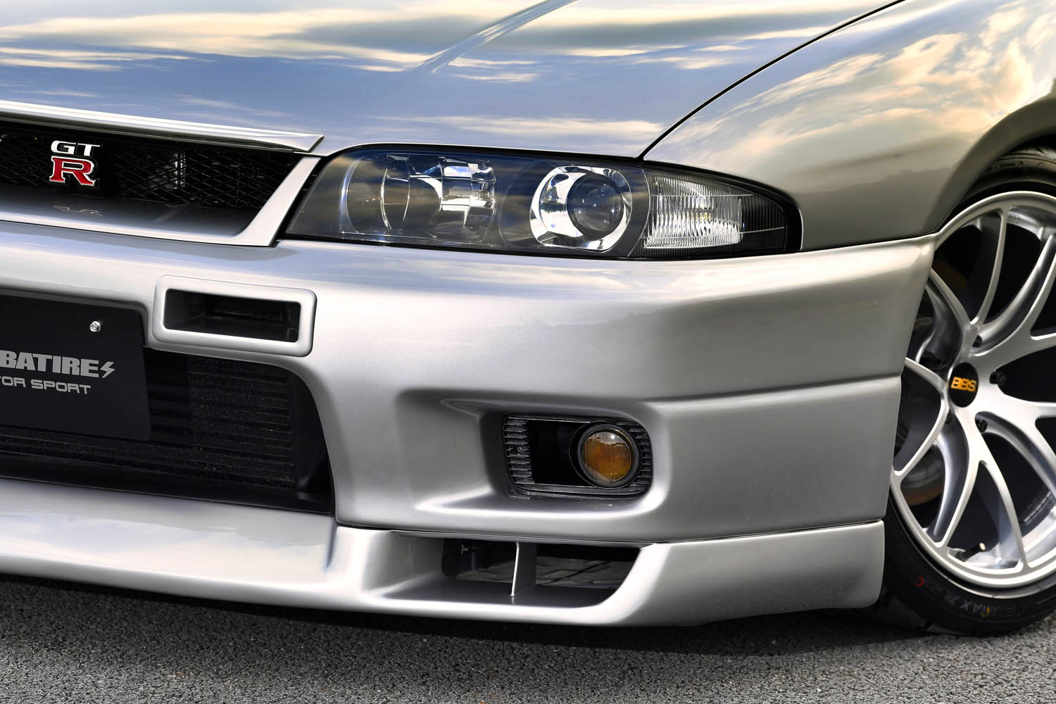 【画像ギャラリー】17歳で日産「R33GT-R」オーナーになった女子高生の「いま」とは？ D1ドライバーを目指してただいま修行中！ | AUTO MESSE WEB 〜 カスタム・アウトドア ...