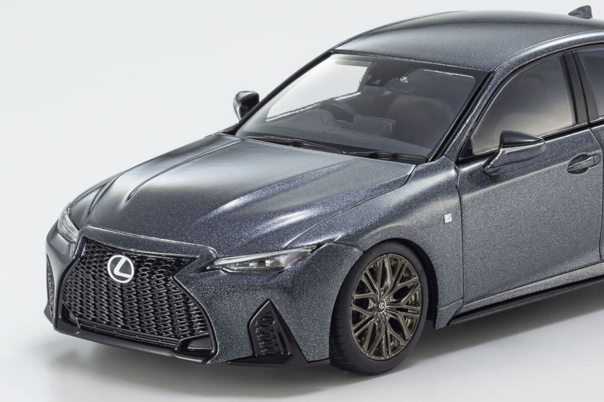 【画像ギャラリー】話題のレクサス「IS500 F SPORT」が1/43スケールのモデルカーに！ 高性能セダンを手元に置いてみては？ | AUTO MESSE WEB（オートメッセウェブ ...