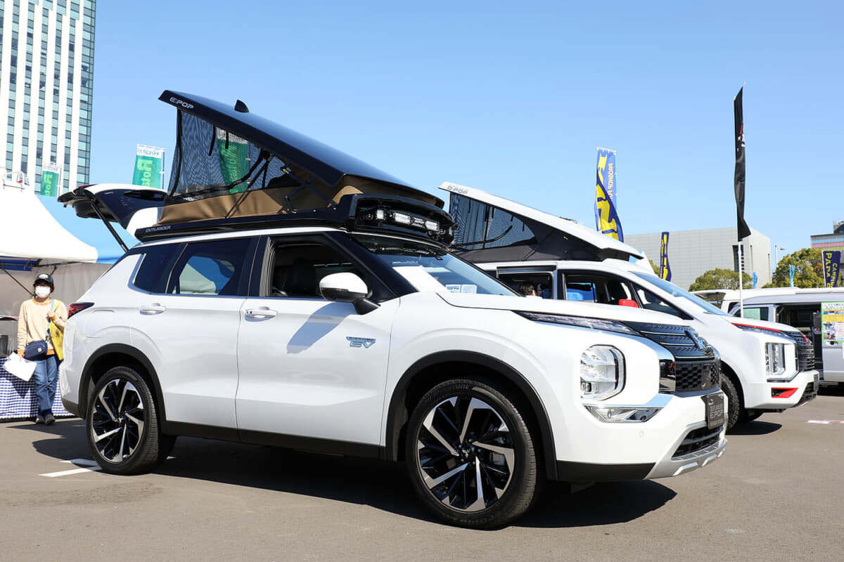 【画像ギャラリー】三菱「アウトランダーPHEV」にポップアップルーフ！ 大人4名が車中泊できる「E：ポップ」は533万3000円から | AUTO MESSE WEB（オートメッセウェブ ...