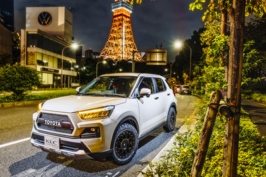 【画像ギャラリー】業界初！ ライズ&ロッキーを羨望のRAV4アドベンチャー顔に！ 車検対応も嬉しいKLCの最新ボディキット〈PR〉 | AUTO MESSE WEB 〜 クルマを文化する
