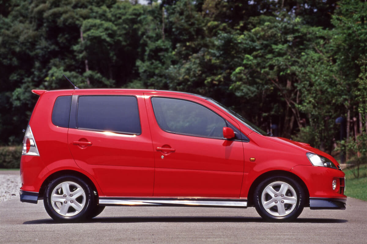 【画像ギャラリー】ダイハツ「YRV」を知っていたらマニア確定！ 若者向けに作られた「セミトールワゴン」の気になる販売台数は？ | AUTO ...