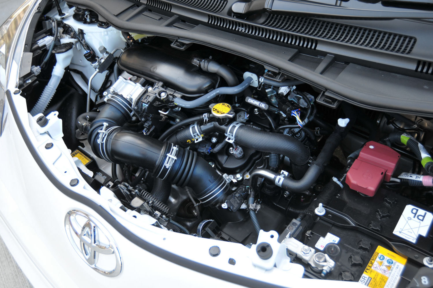 【画像ギャラリー】トヨタ「iQ」にワイドボディのGAZOO Racingモデルがあった！ スーパーチャージャーに6速MTの硬派モデルとは | AUTO MESSE WEB 〜 カスタム ...