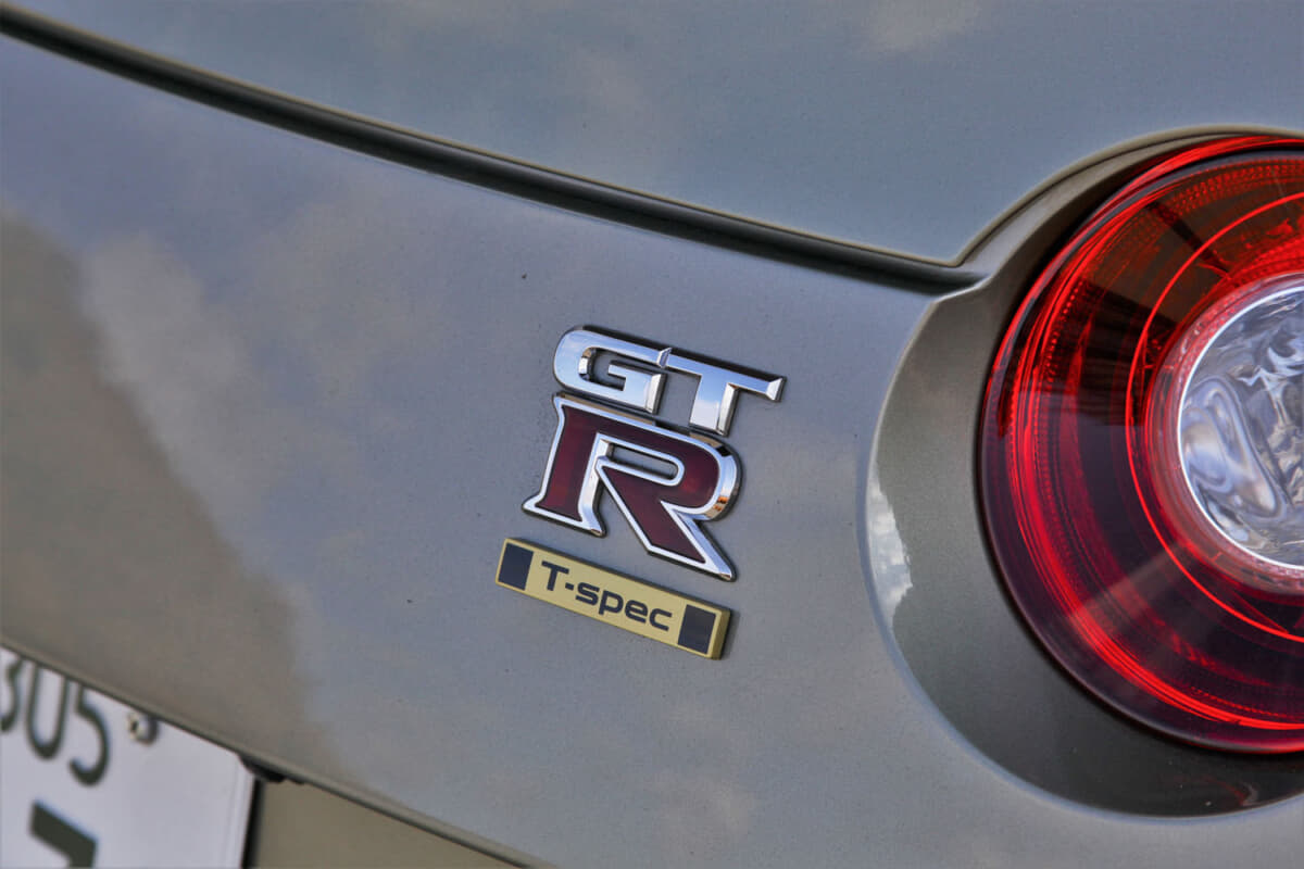 【画像ギャラリー】日産「GT-R T-spec」にZ世代が乗ってみたら驚きの連発！ 「メーカー純正ストリートチューニングカーですかっ ...