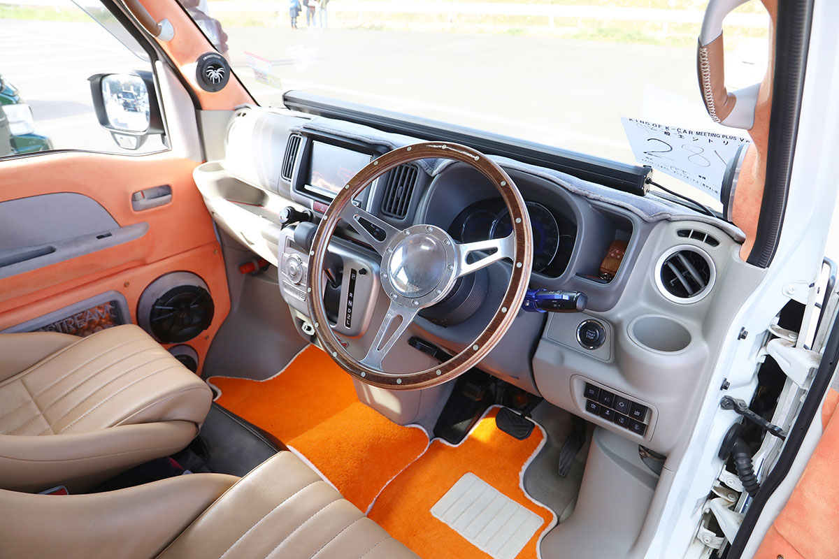 【画像ギャラリー】5年かけて働くクルマのスズキ「エブリイ」がアゲスタイルに進化！ なぜ毎日の通勤で使うのにリフトアップしたのか？ | AUTO ...